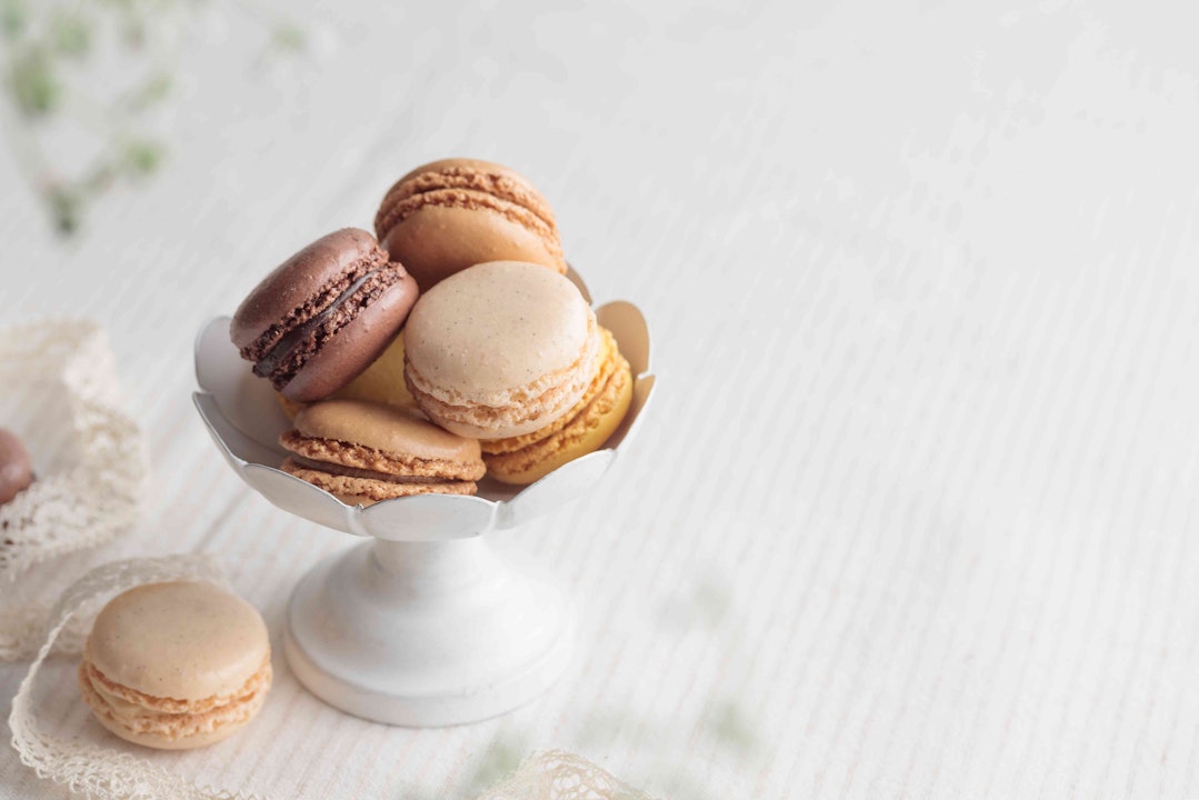 Food Simp - Parachute Macarons